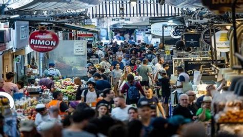 سكان إسرائيل يقتربون من 10 ملايين فكم مليون عربي يعيشون بينهم؟