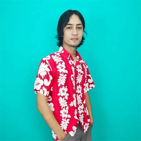 Kemeja Pantai Pria Keren Motif Bunga