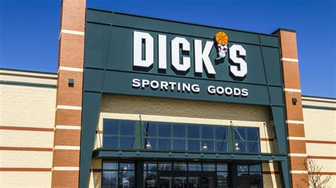 Dks Stock Dicks Sporting Goods And The Prize For Survival Investorplace