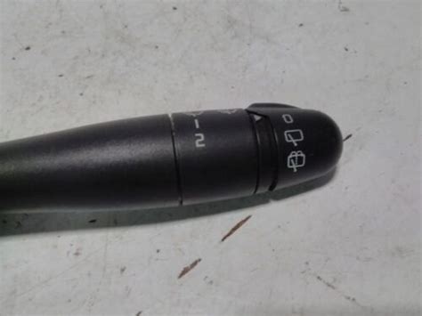 commutateur commodo droit renault clio ii bb cb hatchback 1 9d f8q