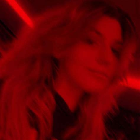 Vicsimoneau Musician In Milford Nh