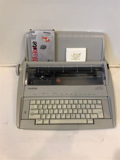 Brother GX 6750 Daisy Wheel Electronic Typewriter Correctronic