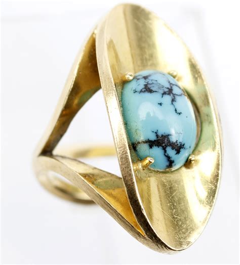 Lot Ladies 18k Yellow Gold And Turquoise Ring