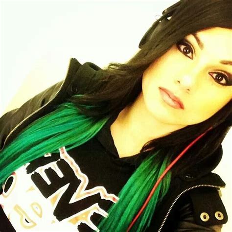 Pin By Spate Media On The Sexiest Female Rappers Female Hip Hop Artists Hair Wrap Female Rappers