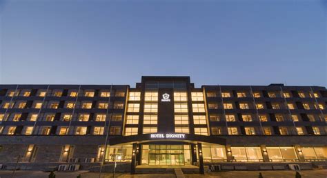 브리드인제주 요가 수련에서 말하는 힘이란 단순히 탄탄한 근육량을 늘리는 방법 같은 육체적인 경험이 아니다 요가 수련을 통해 얻는 힘은 그보다는 마음을 고요히 안정시키고