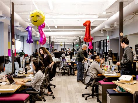 What Companies Use Slack Robots Net