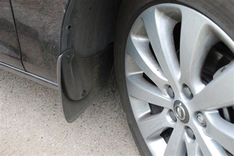 Брызговики передние — Opel Astra J, 1,6 л, 2013 года | аксессуары | DRIVE2