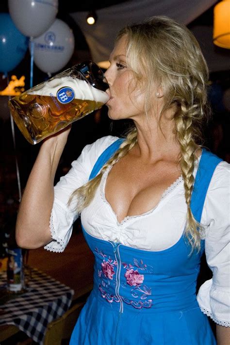 Beer Wallpapers Hd Wallpapers Arena German Beer Steins Pinterest Oktoberfest Beer And Girls