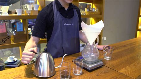 Coffeeworks 케멕스 커피 추출과정 Youtube