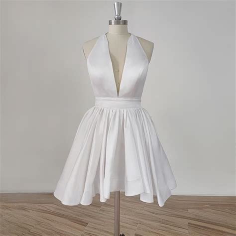 Robes De Marie Courte Col En V Profond Pour Femmes Robe De Au Dessus Du