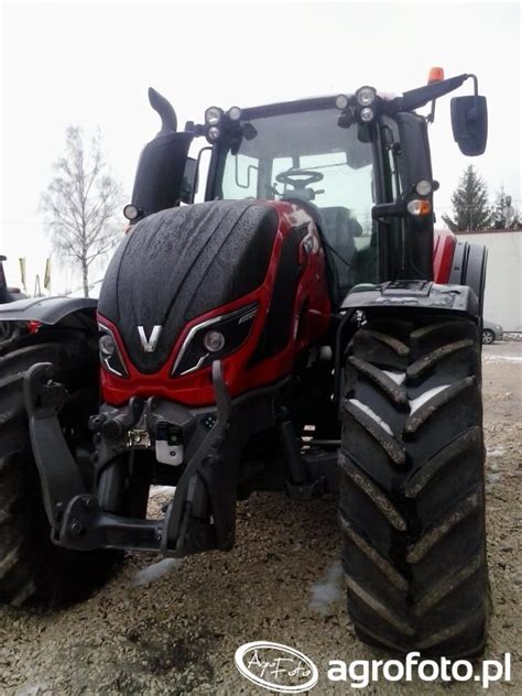 Obraz Traktor Valtra T144 627259 Galeria Rolnicza Agrofoto
