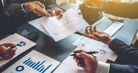 Cross Asset Strategy Amundi Research Center Cross Asset Strategy Amundi Research Center