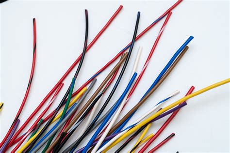 弱電配線（cpevケーブル）の特徴と使用場面 神奈川県の電気工事なら藤沢市のシルバ電設株式会社