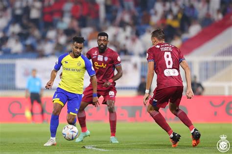 النصر يتقدم بهدف في شوط أول أمام أبها فيديو وصور أخبار 24