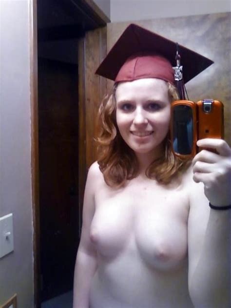 JUST PHOTOS TO FAP TO Gallery 306 512