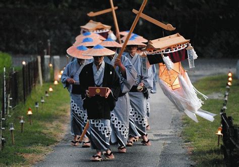 綾渡の夜念仏と盆踊練習に熱 8月1015日無形文化遺産登録後初本番中日新聞Web