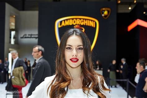 Hot Girls Of Geneva 2014 Live Photos Autoevolution