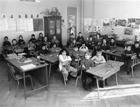 Photo De Classe Lyon Ecole Joliot Curie Ce1 Classe De Madame