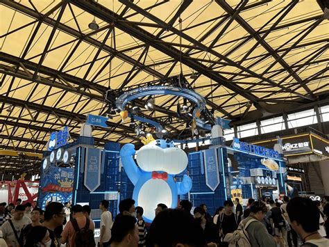 盒马首次参展chinajoy “无厘头”风格展台火了大黄鱼活动梭子蟹