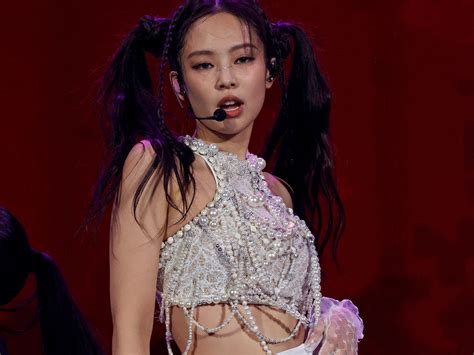 Blackpink Jennie Kim Biography Profile Net Worth 2025 Career