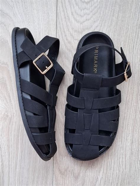 Чорні сандалі Primark — ціна 650 грн у каталозі Босоніжки Купити жіночі речі за доступною ціною