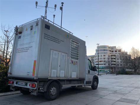 Мобилната станция не регистрира отклонения от нормите на органични съединения в Русе Утро