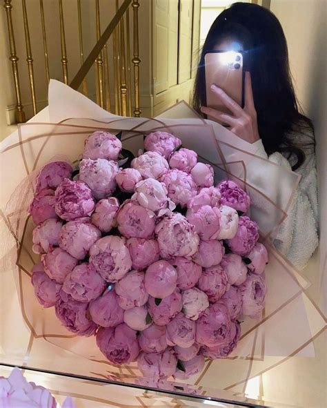 Pin By 𝓰𝓵𝓪𝓶𝓸𝓾𝓻💄 On 💐flowers💐 Beautiful Bouquet Of Flowers Luxury Flowers Flowers Instagram