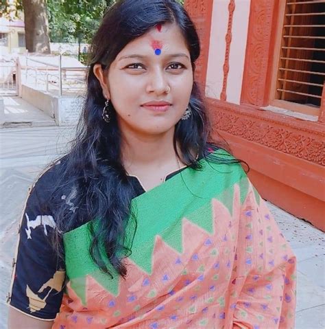Tripti Mondal Roy On Reels