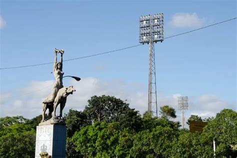 Estatua María Lionza de Alejandro Colina se encuentra resguardada