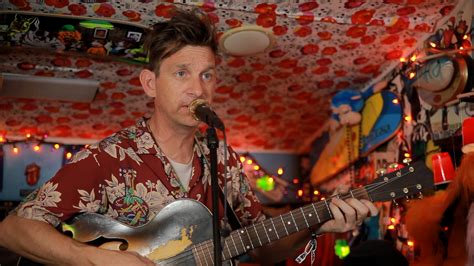 Sonny And The Sunsets Jam In The Van
