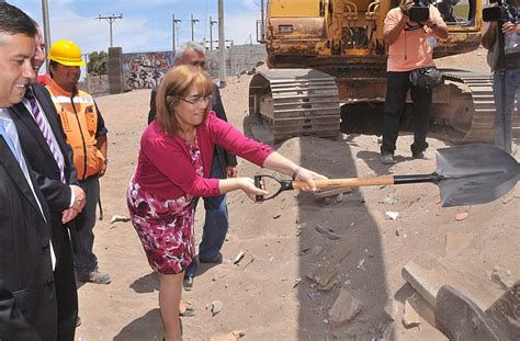 Así Surgen COLOCAN PRIMERA PIEDRA DE OBRAS DEL SEGUNDO ACCESO