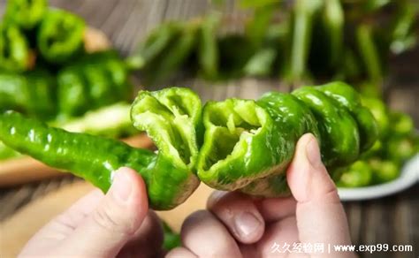 切完辣椒后手很辣怎么办抹白醋植物油或用热水泡手都可以 久久经验网