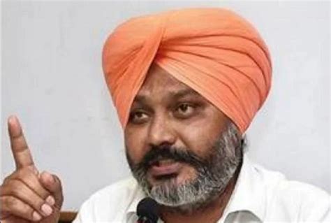Politics In Punjab Aap Leader Harpal Singh Cheema Accused Captain
