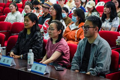 《落地生根》大工首映礼圆满结束 文科综合实验教学中心