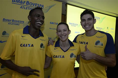 Fabiana Murer reafirma plano de se aposentar após Olimpíadas de 2016