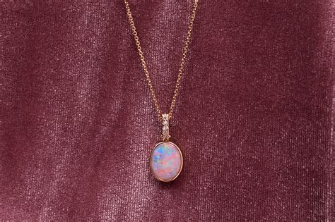Tatiana Diamond Necklace 18kt Rose Gold With 134ct White Opal Black