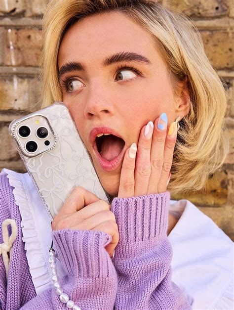 White Bows Shock Iphone Case Iphone 16 Cases Skinnydip London