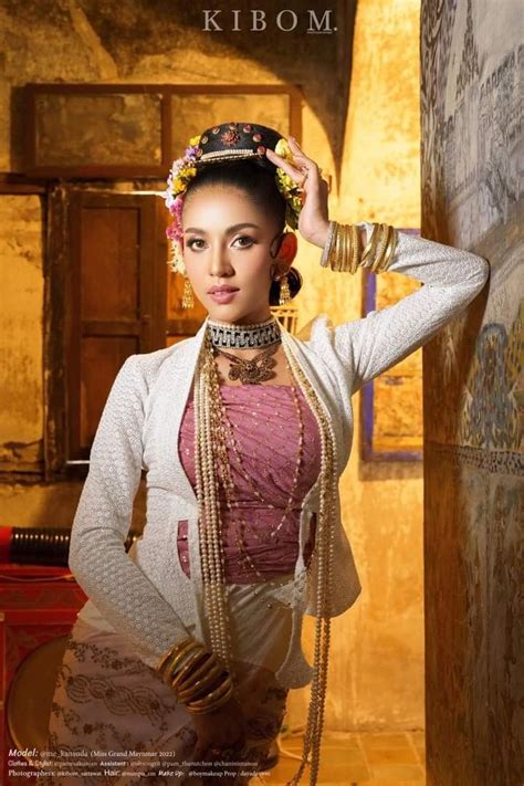 Miss Grand Myanmar 2022 With Beautiful Burmese Origin Traditional Costume 🇲🇲🇲🇲🇲🇲 Traditional