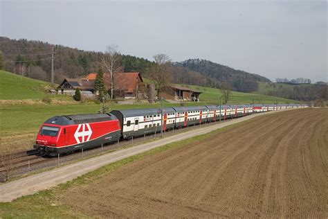 Re 460 016 Der SBB Zwischen Elgg Und Schottikon