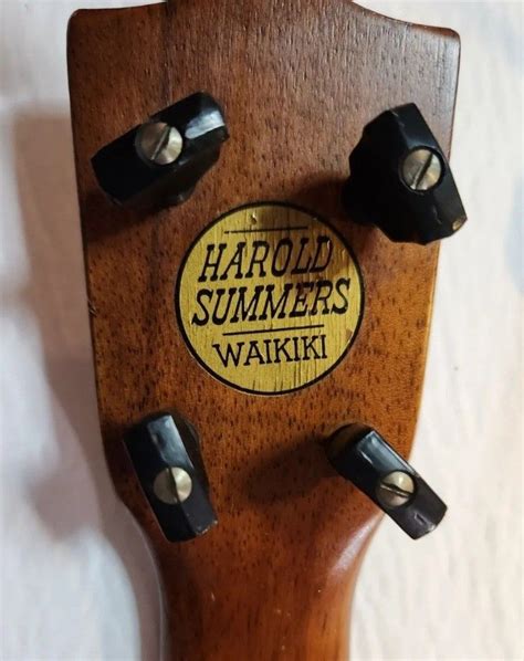 Vintage Harold Summers Ukulele Vintage Ukulele Vintage Labels Ukulele