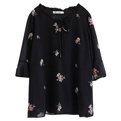 Plus Size Floral Embroidery Bell Sleeve Mid Sleeve Blouse Extra Big