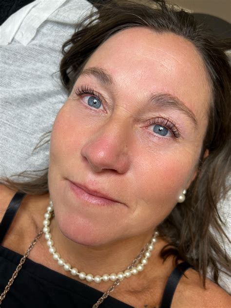 Classic Lashes For Her 😍 R Lashextensions