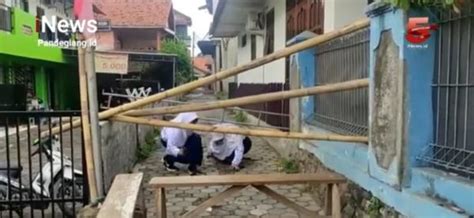 Akses Jalan SMP 13 Cilegon Ditutup, Warga : Tanpa Izin Lingkungan