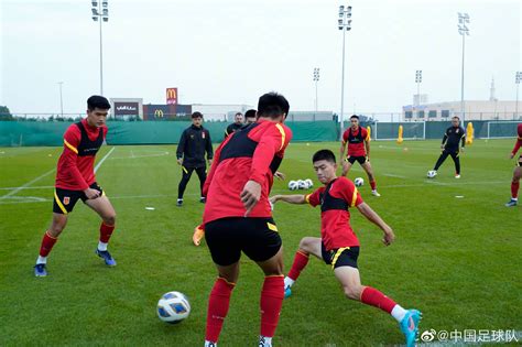 首支国字号出征，u20国足抵达阿联酋开启备战图 搜狐大视野 搜狐新闻