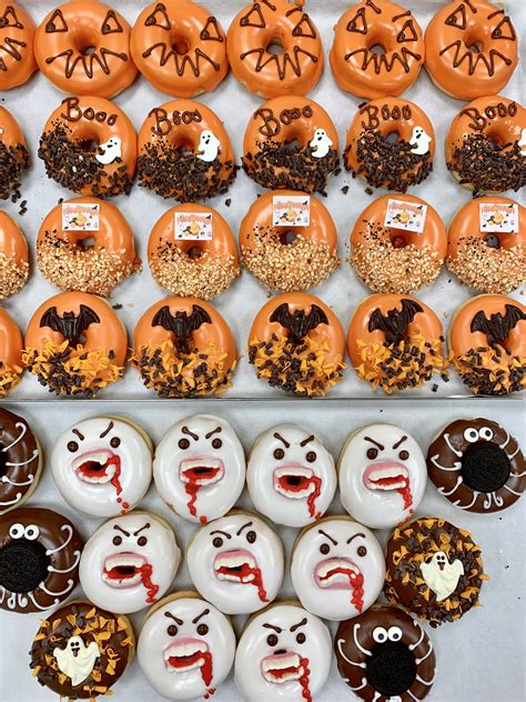 Halloween Donuts Halloween Donuts Halloween Food Treats Holiday Donuts