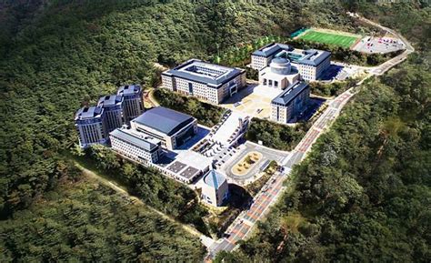 Save Hindi South Korean Students Appeal To Pm Modi