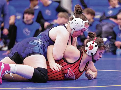 Girls Wrestling Programs Prepare For First Season As Ihsaa Sport The