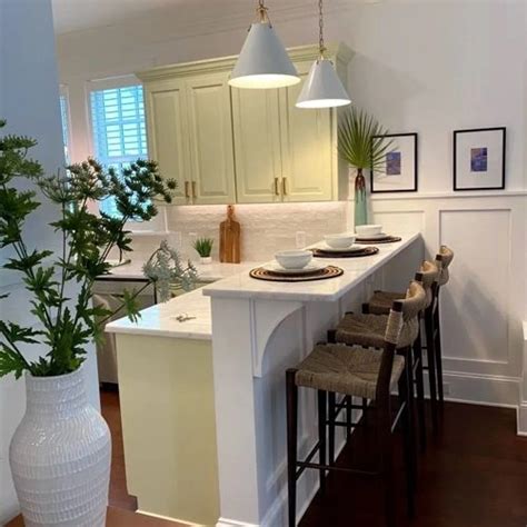 Benjamin Moore Dune Grass Vs Benjamin Moore Wind Chime Comparison