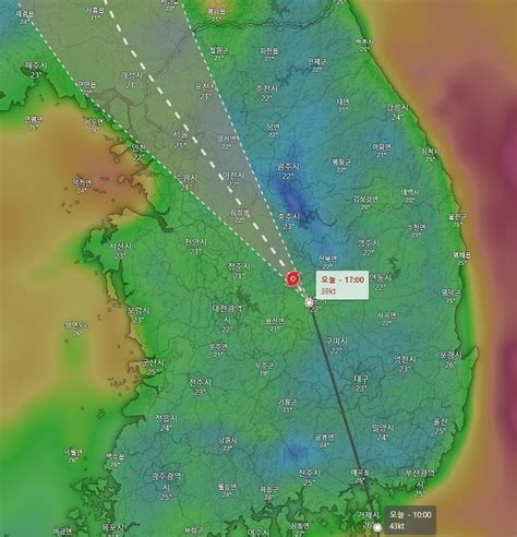 현재 태풍 카눈 위치  유머 움짤 이슈 에펨코리아