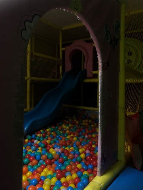 Playground Dreamcore In 2022 Weirdcore Aesthetic Dreamcore Aesthetic
